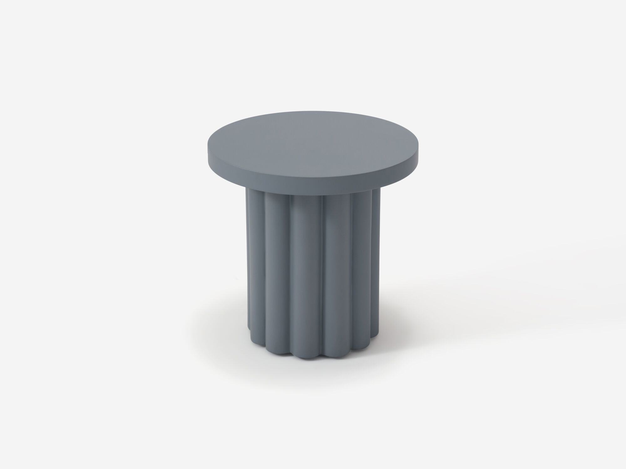 Sculptural Fluted End Table | EQ3