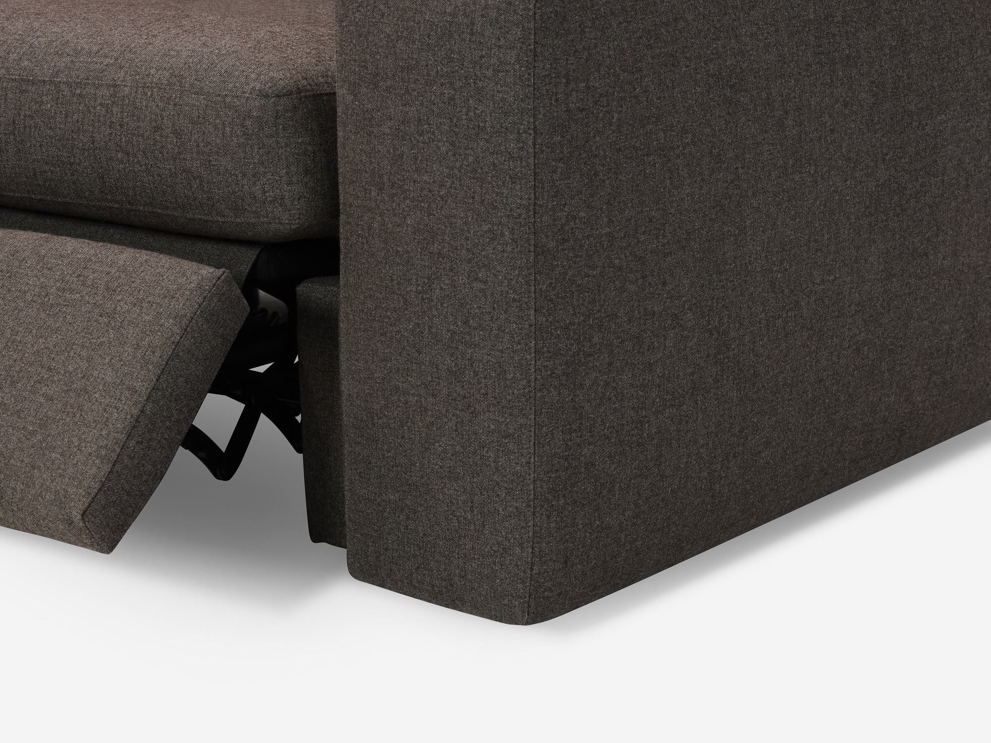 EQ3 Everyday 4-Piece Reclining Sectional Sofa | Comfort and Style
