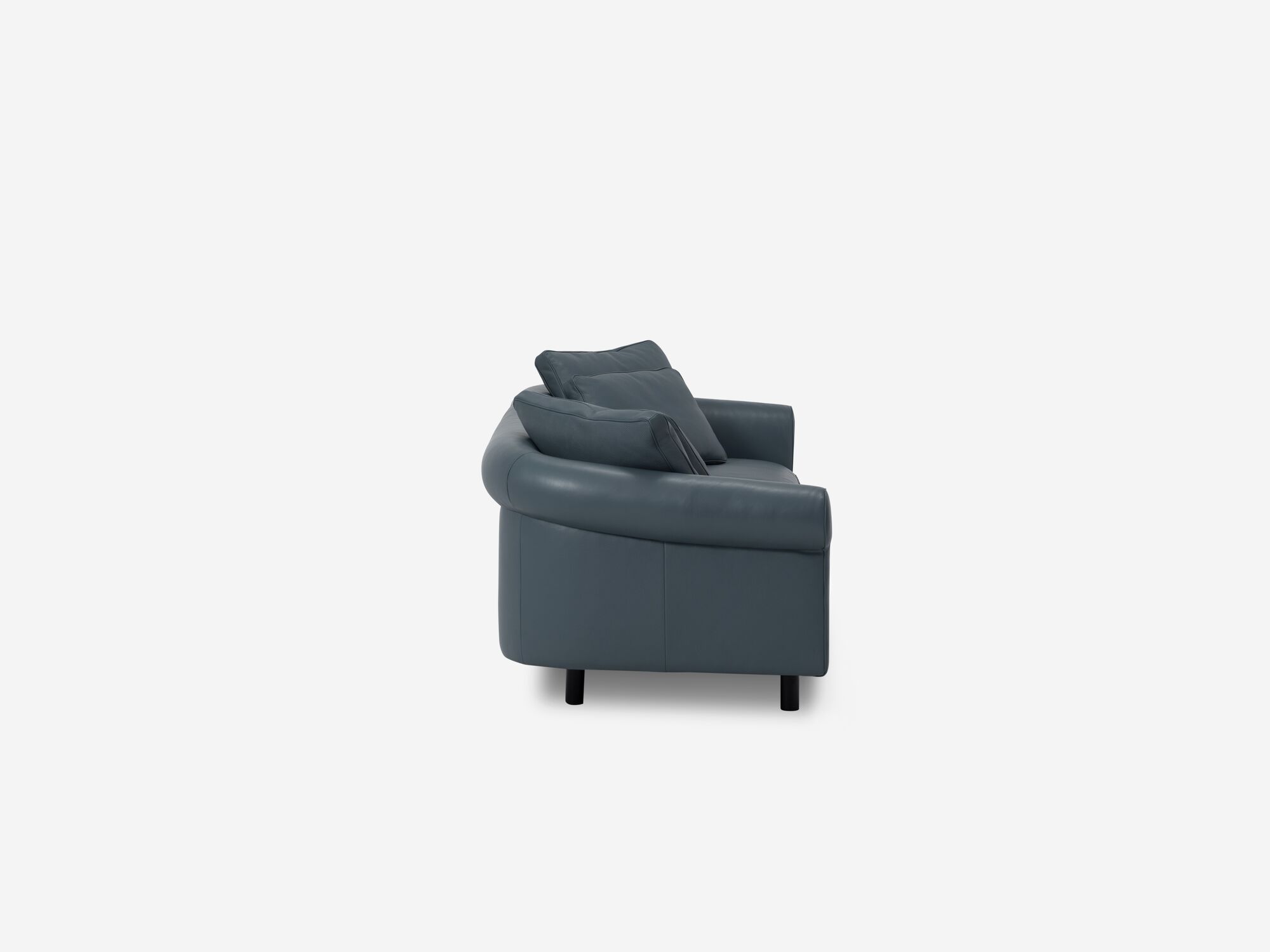 Discover EQ3's Slope Sofa | Classic Chesterfield